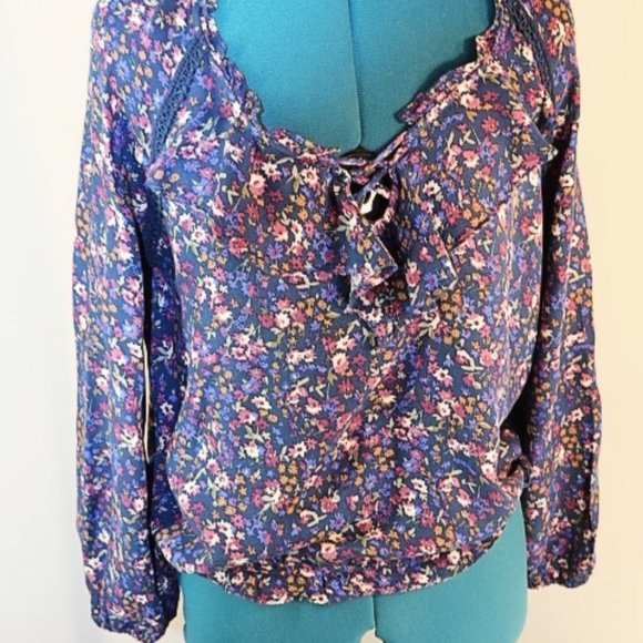 American Rag | Tops | American Rag Floral Sz Med Womens Blouse | Poshmark